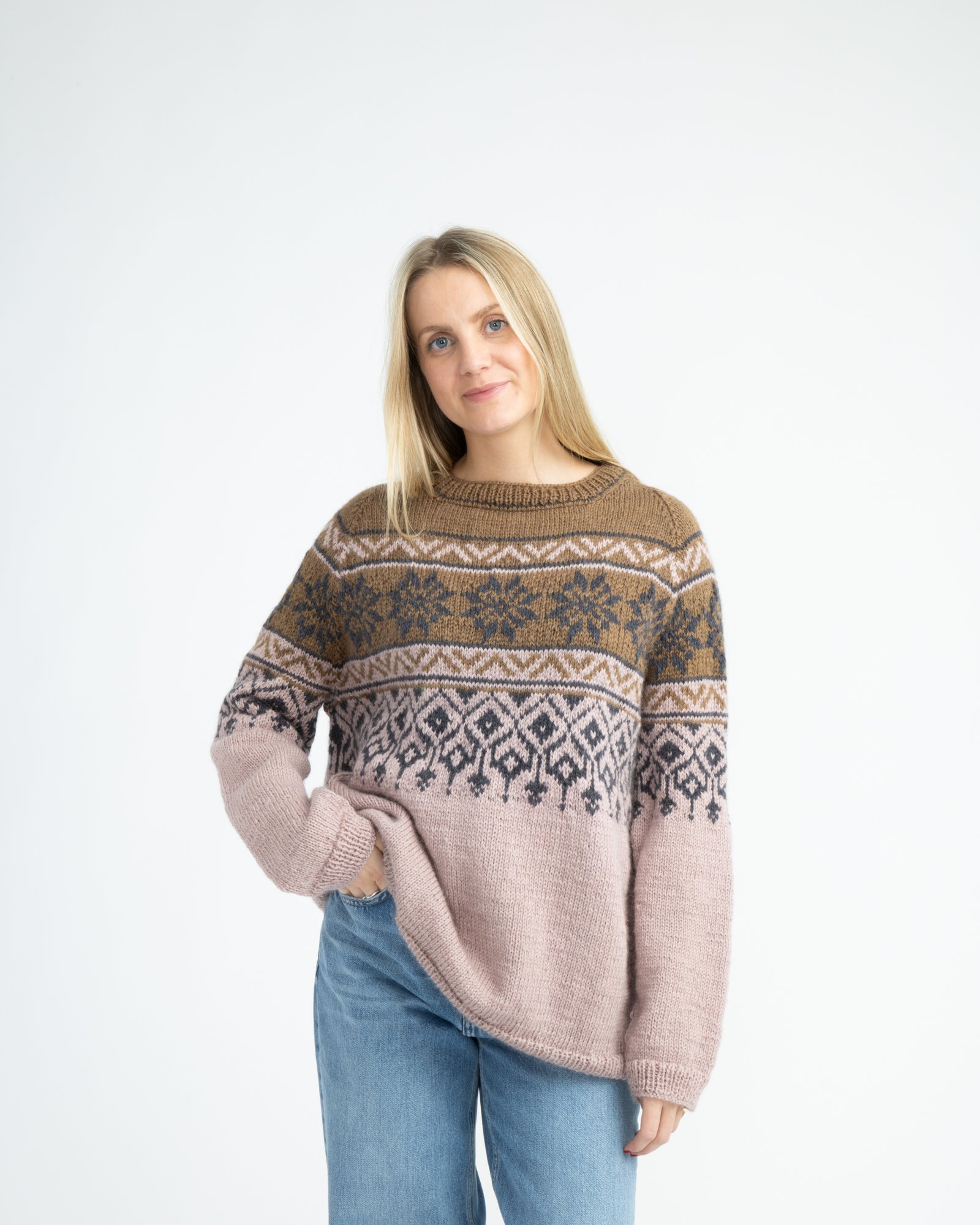 Spinnvill Test Knit | HAND KNITTED SWEATER - Skappel Oslo