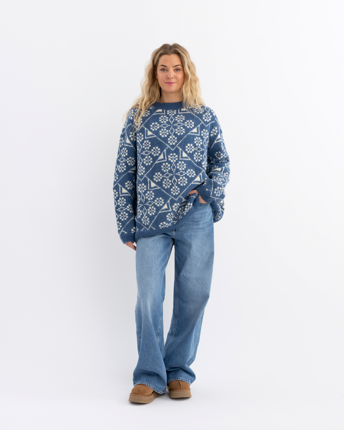 Mist | Evening Blue & Natural White - Skappel Oslo